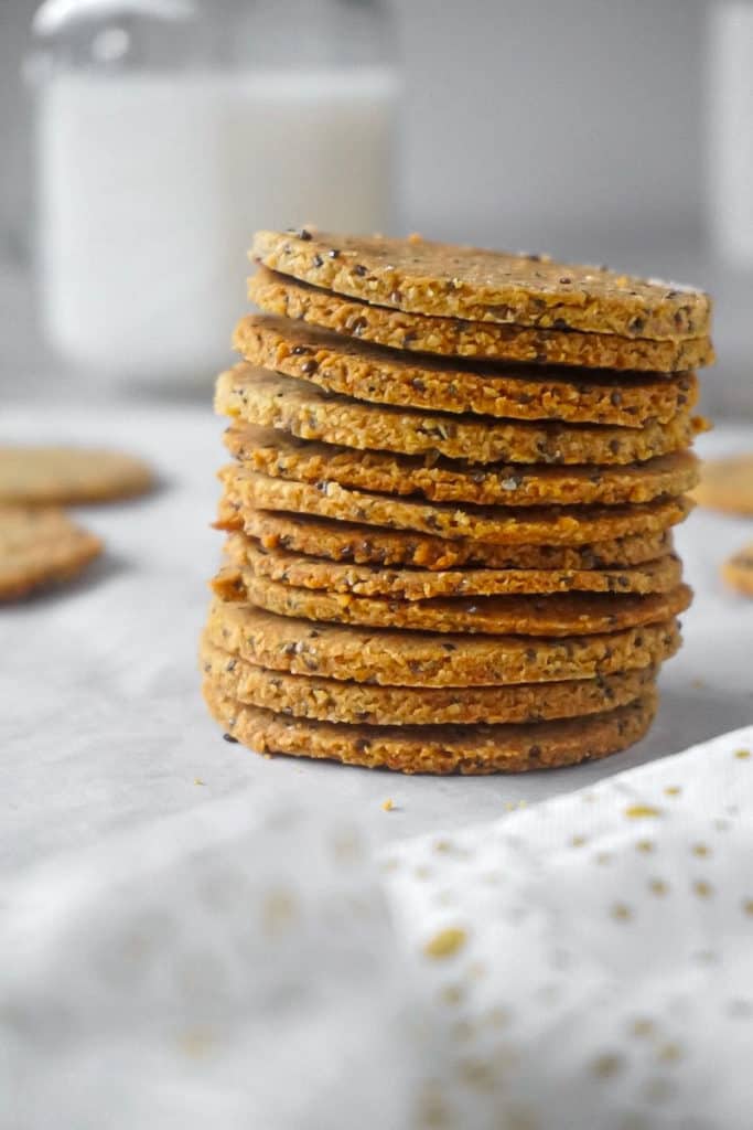 Low Carb Chia Crackers (Keto & Gluten-free) - Here To Cook